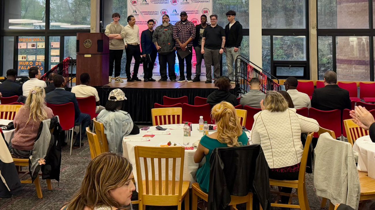 The Salem News | Salem High Building Committee selects "new ...